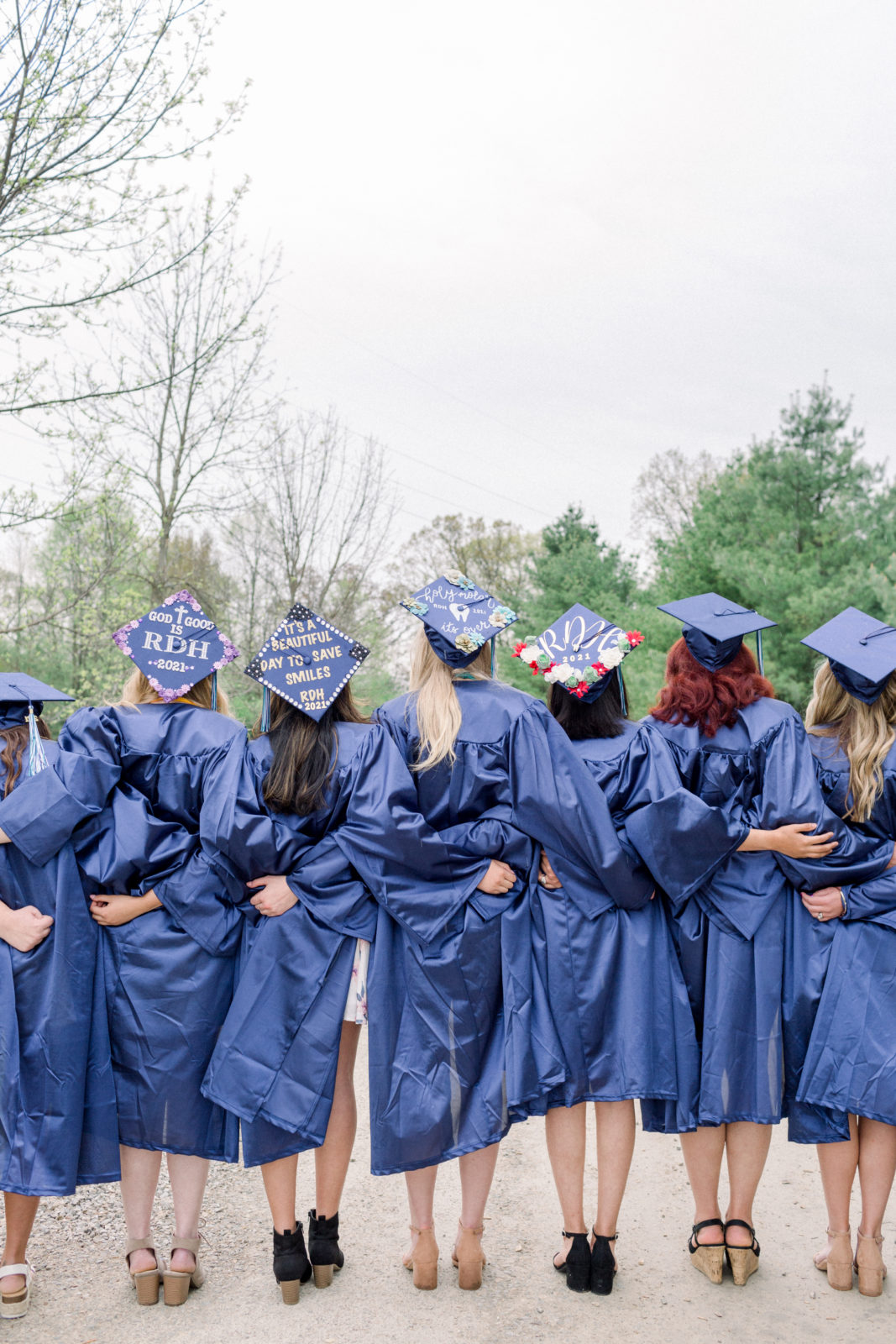 Group Graduation Session in De Pere | The Helgesons